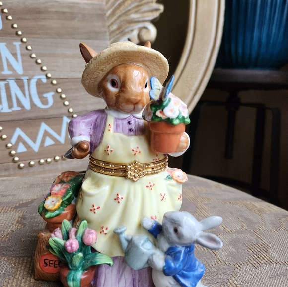 CWC | Holiday | Vintage Cwc Bunny Spring Hinged Trinket Box Gardening ...